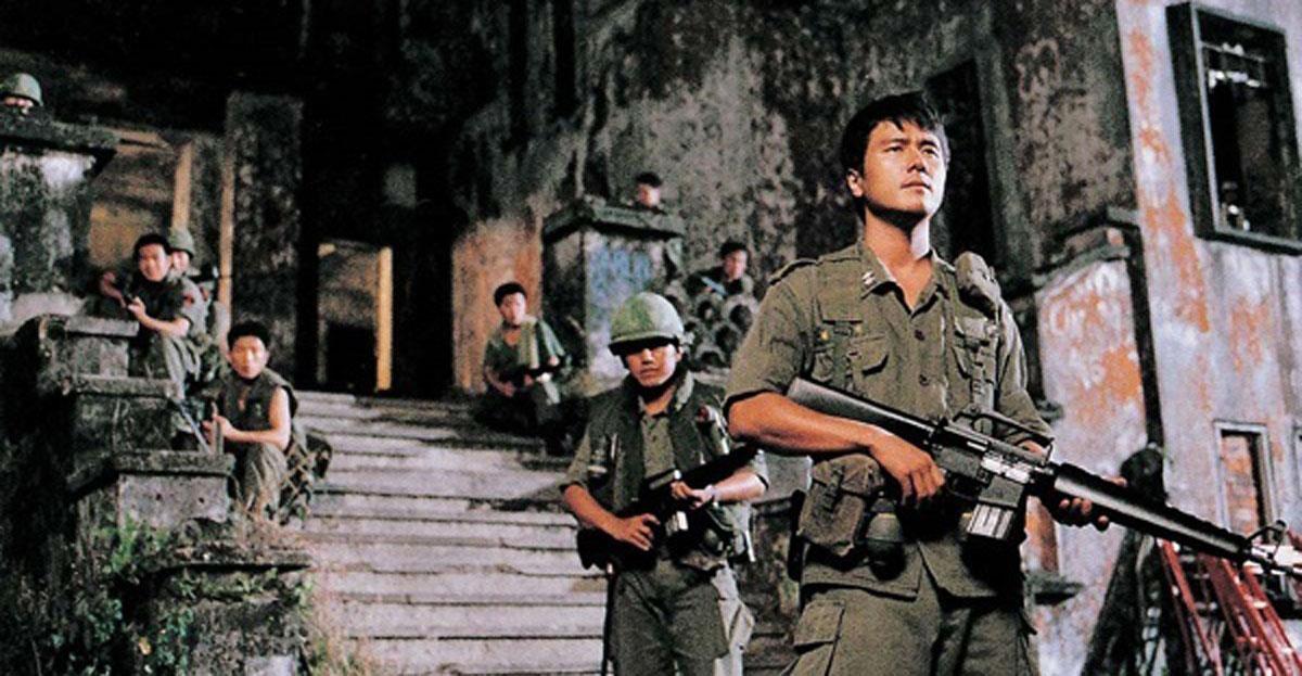 A terrifying and subtle encounter between a horror movie and a military ...