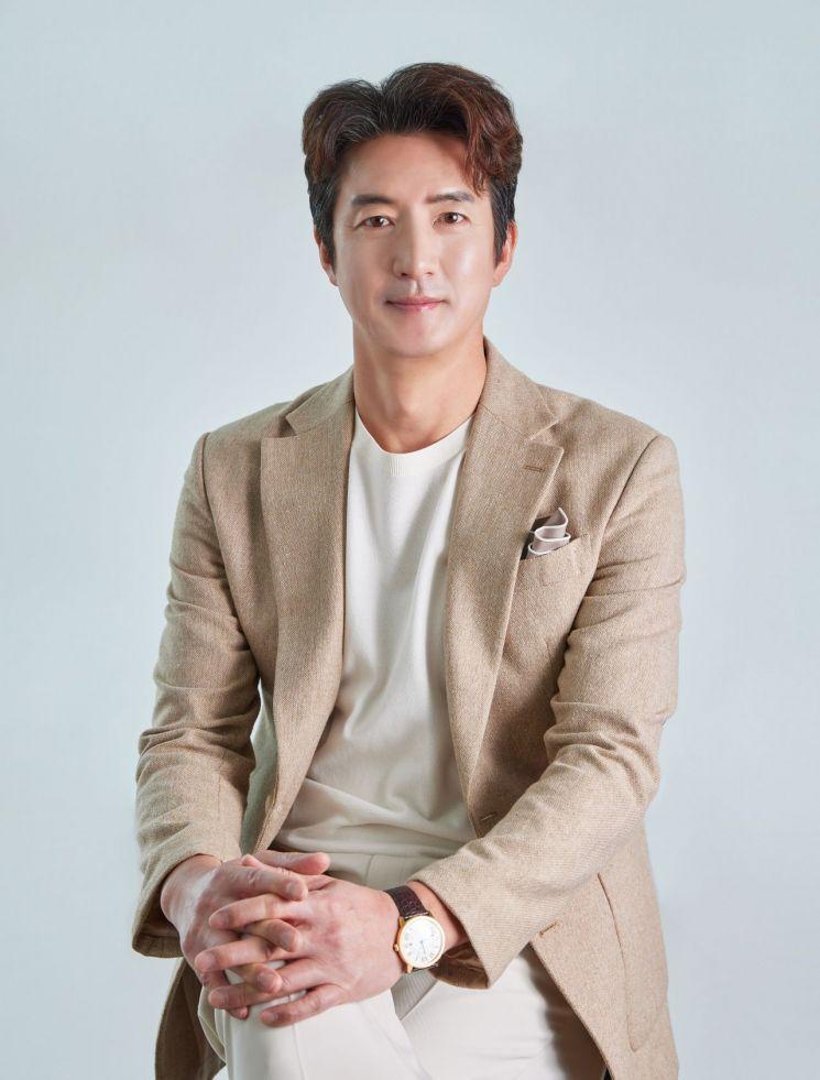[Exclusive] Jung Jun-ho "I want to make Jeonju a movie tourism city ...