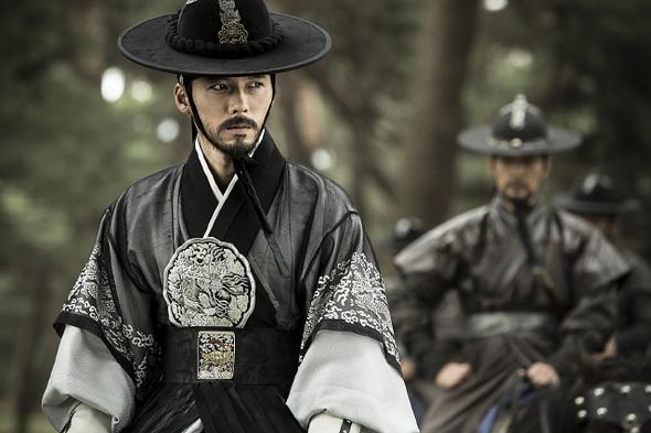 Jeongjo, enlightened monarch? A weak king?... Times change interpretation