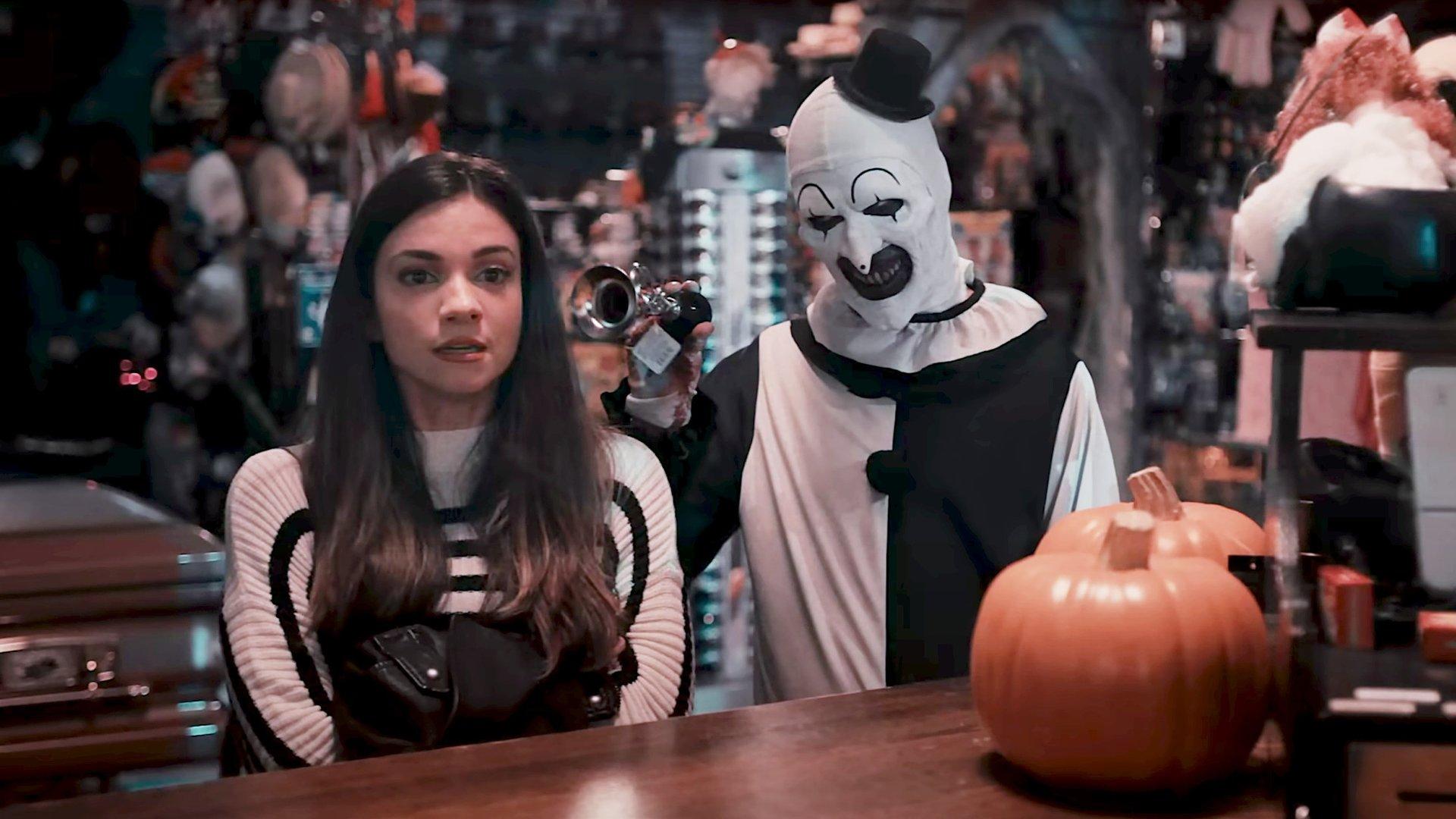 Bloody, bloodier, "Terrifier 3": Horror carnage gets bigger budget for ...