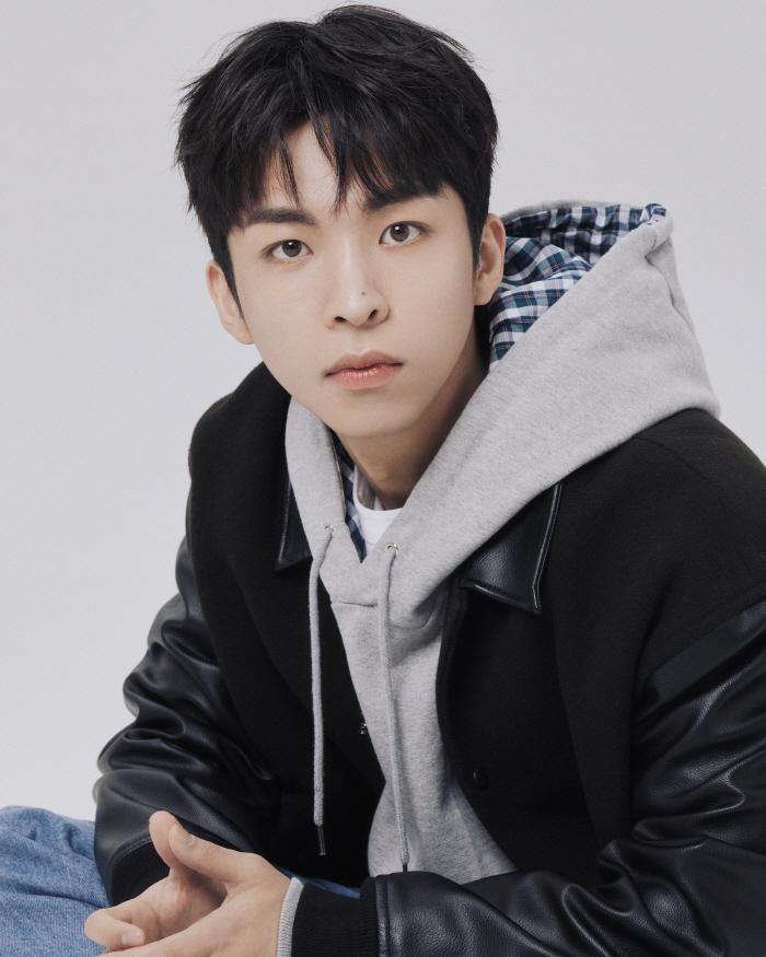 Kim Do Yeon Wooyoung