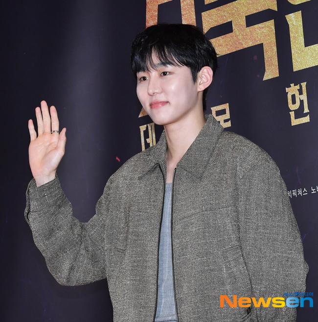 Seo Beom-jun, this is exactly the pose~ [PhotoenHD]